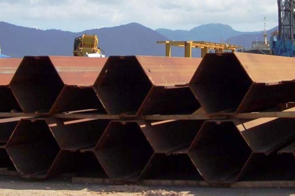 Dolphins in maritime structures | ArcelorMittal Sheet Piling